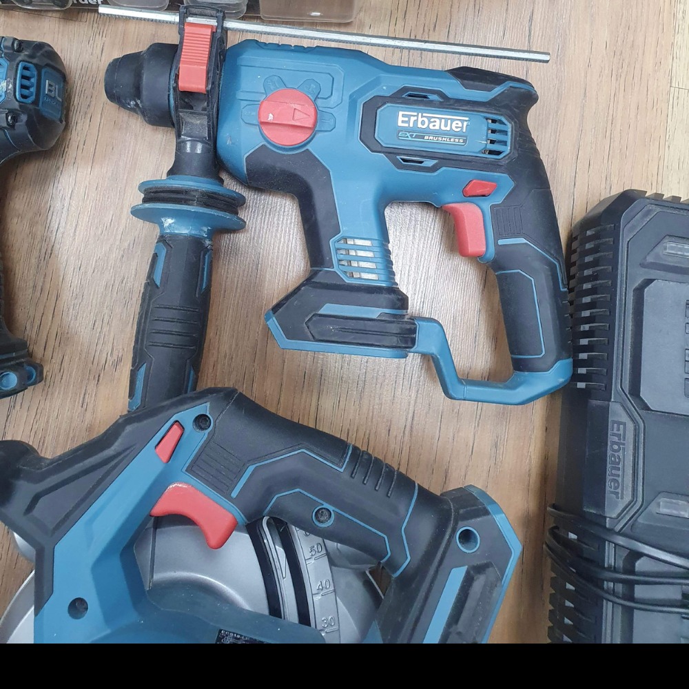 Pre-owned Erbauer Tool Bundle - Own4Less